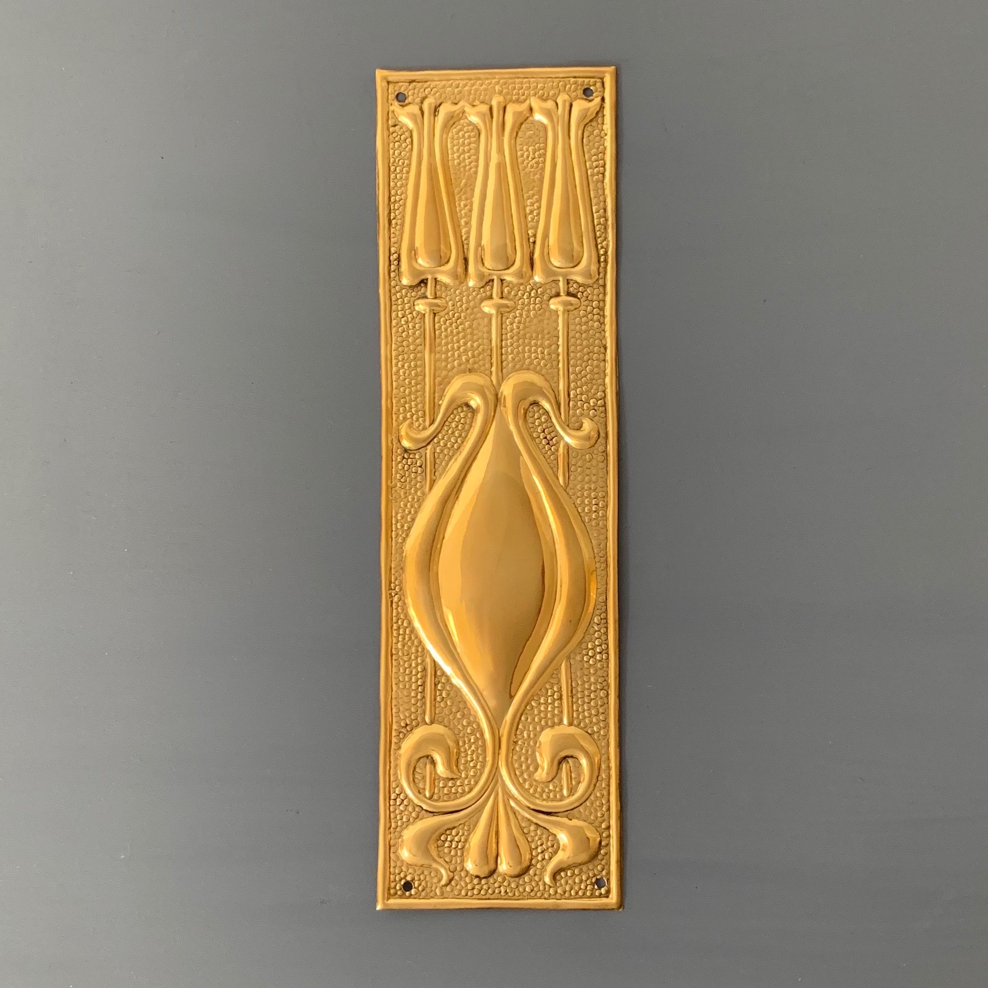 Arts and Crafts Flower and Vase Finger Plate – Period Home Fittings